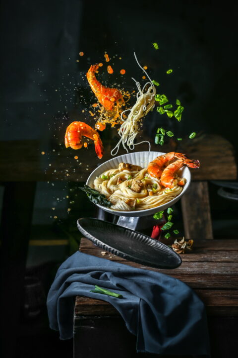 10 Dark Food Photography Tips and Food Styling Ideas - Foodior Class