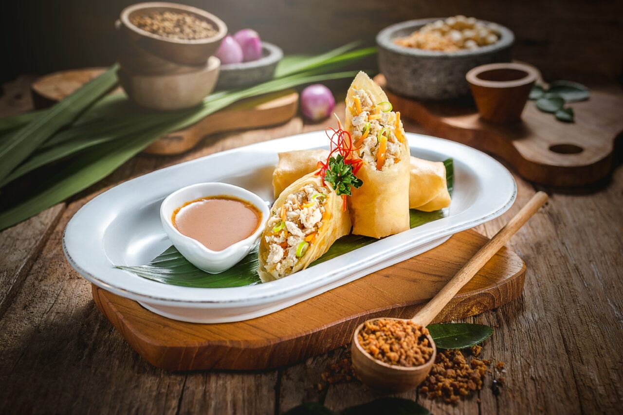 5 Essential Tips for Dark Food Photography - Foodior Class