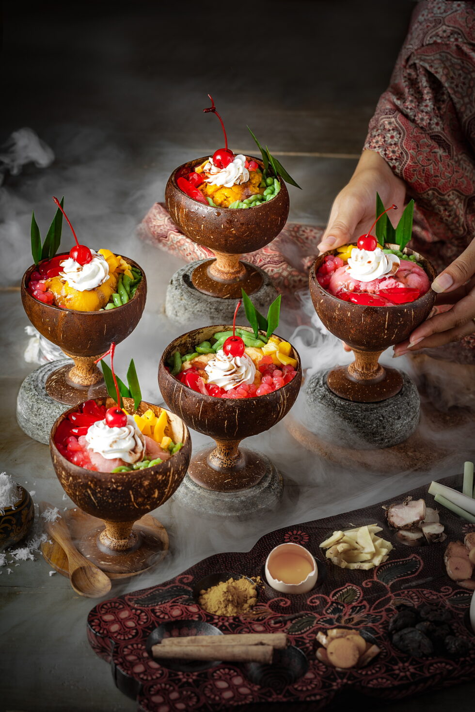 8 Dark Food Photography Tips & Food Styling Idea - Foodior Class